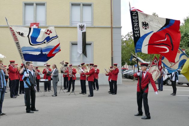Siegrist Fahnen AG - bundesRUNDSCHAU